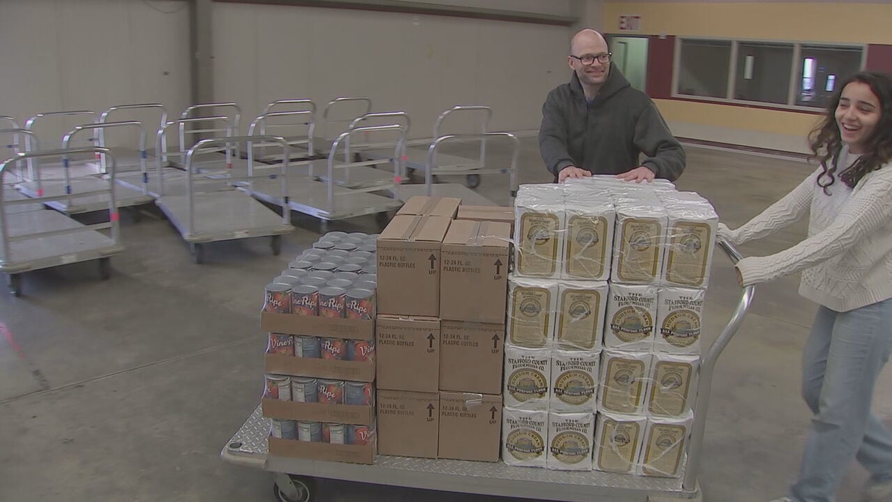 With Thanksgiving approaching, need is great at local food banks