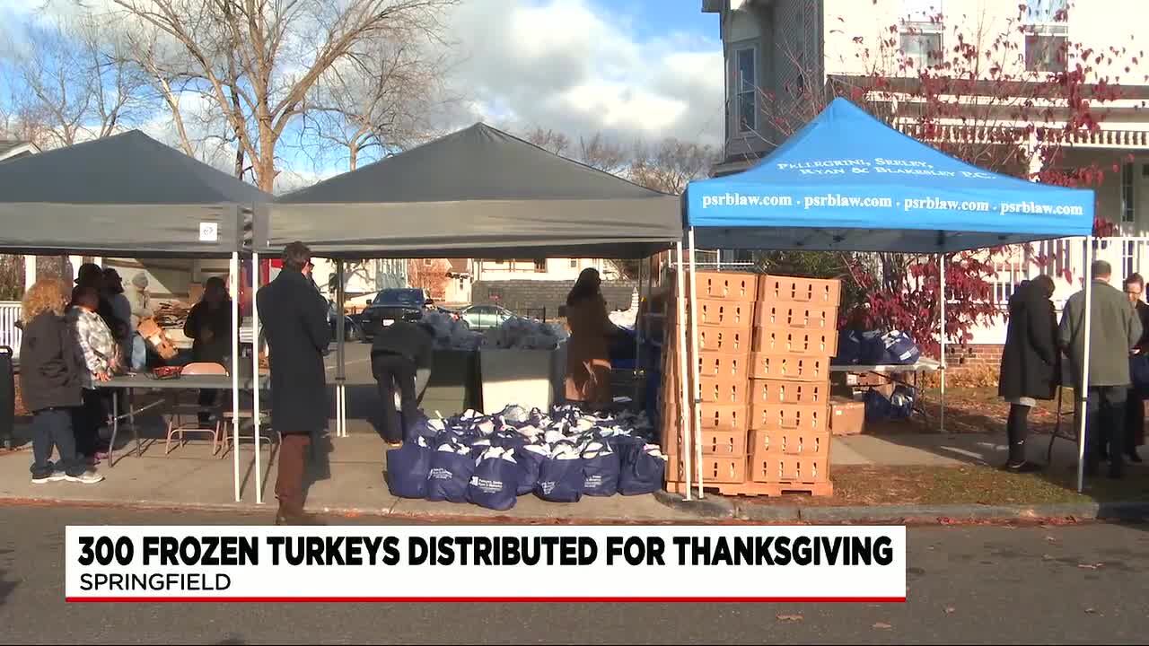 Gray House provides 300 frozen turkeys for Thanksgiving