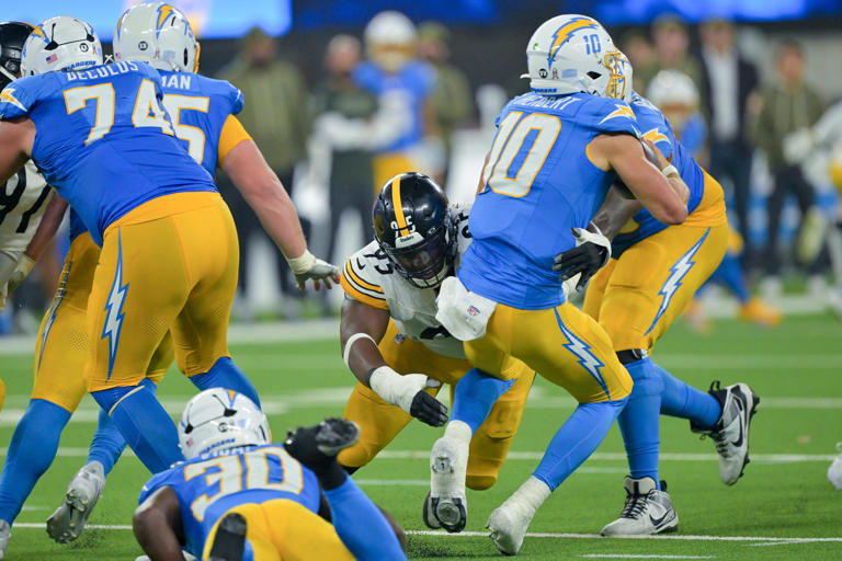 1 stat that tells story of Chargers up to this point in season