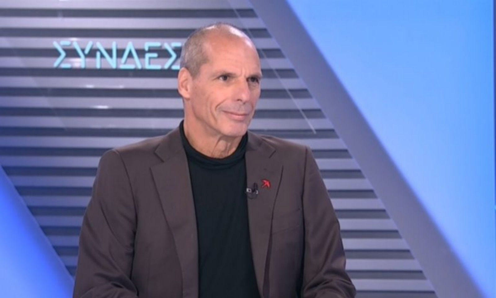 Βαρουφάκης για Ιθάκη: "Εχω πολλά βιβλία να διαβάσω, λέω να περιμένω την ...