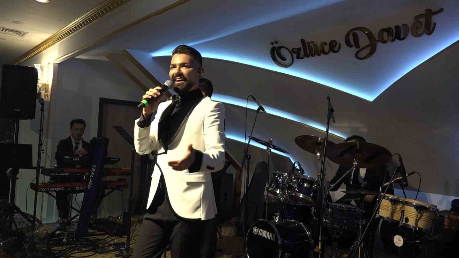 Mehmet Çevik’ten Öğretmenler Günü’nde 600 öğretmene unutulmaz konser