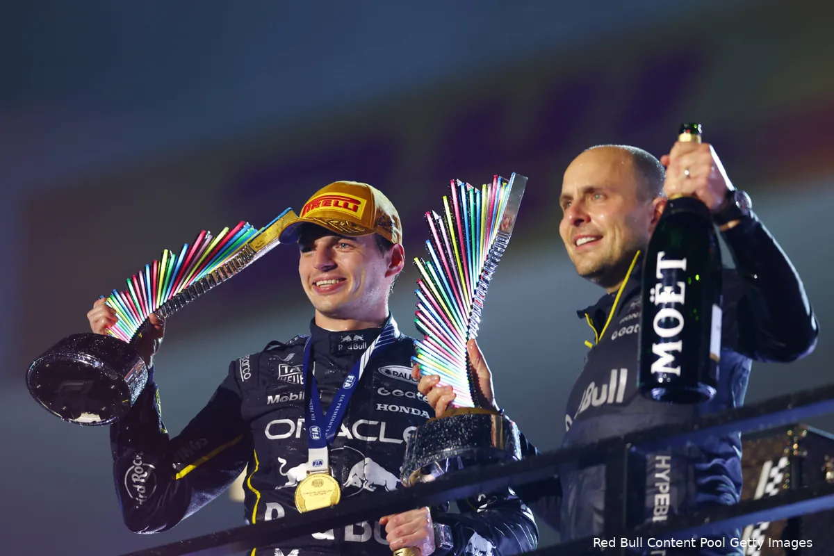 Coronel weet precies waar Verstappen Norris beet had: ‘Dan weet je dat ...