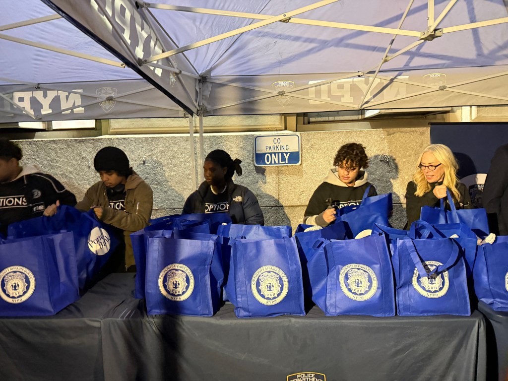 NYPD to hand out over 3,000 turkeys to needy families by Thanksgiving