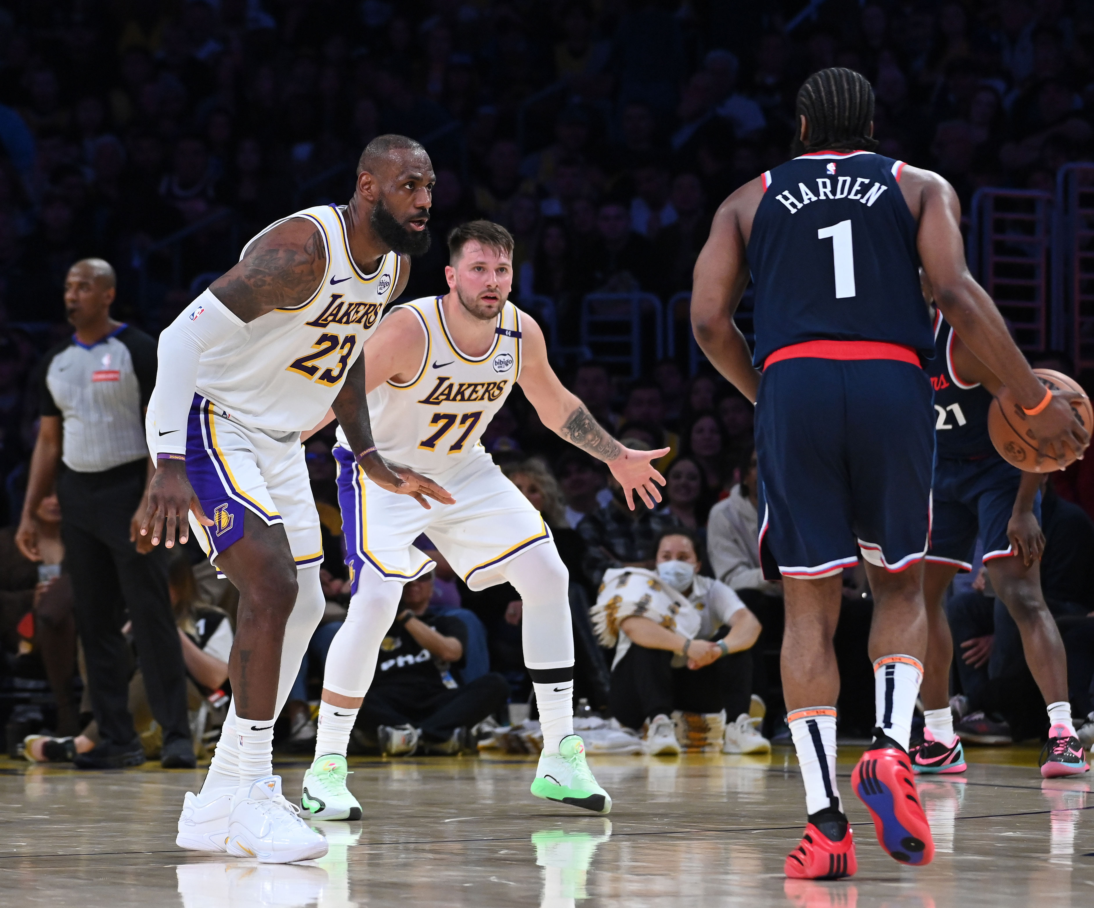 Lakers vs. Clippers preview: Battle of L.A.