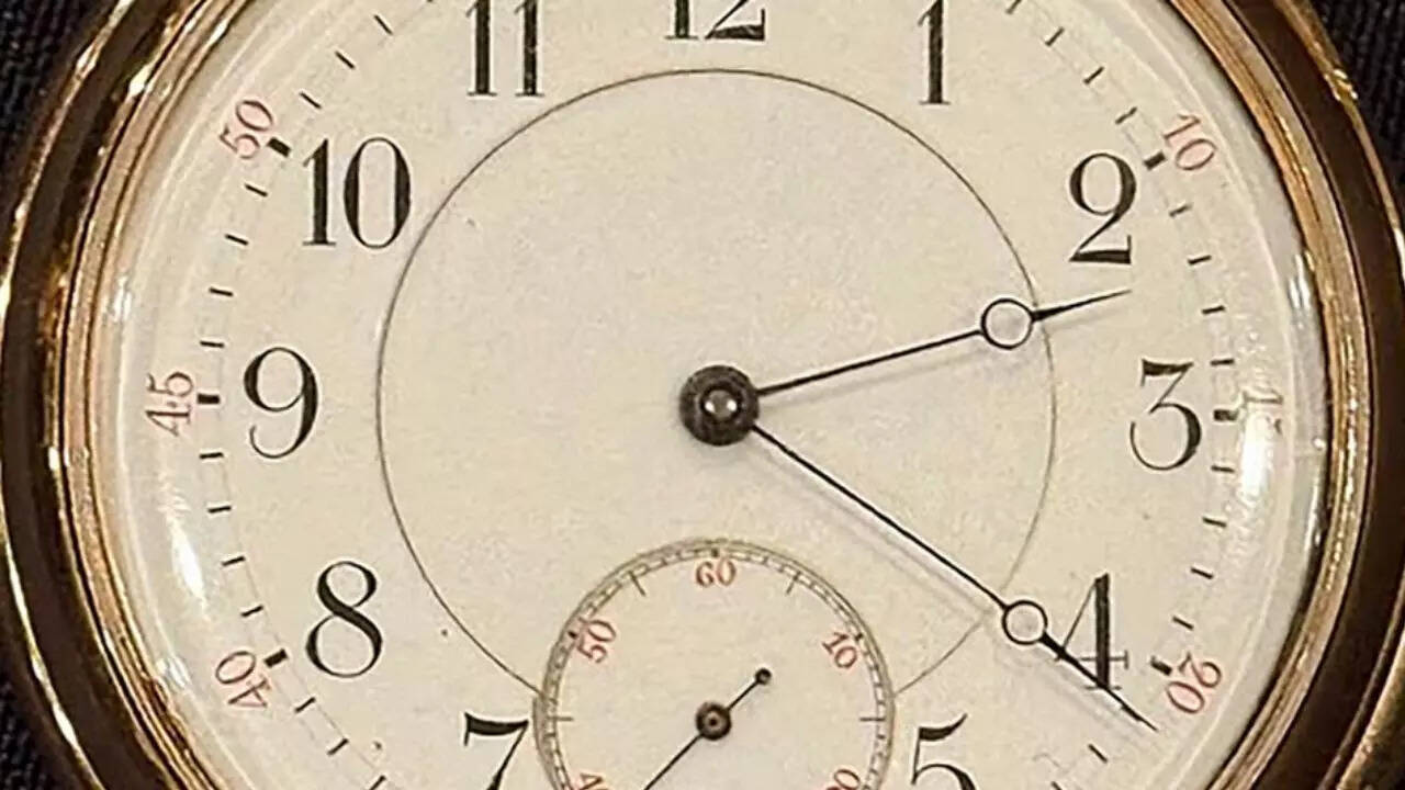 Ghost of the Titanic: Pocket watch worn during the sinking sells for a ...