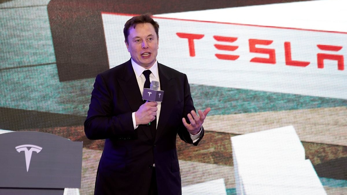 Elon Musk calls for engineers as Tesla races to build new AI chips ...