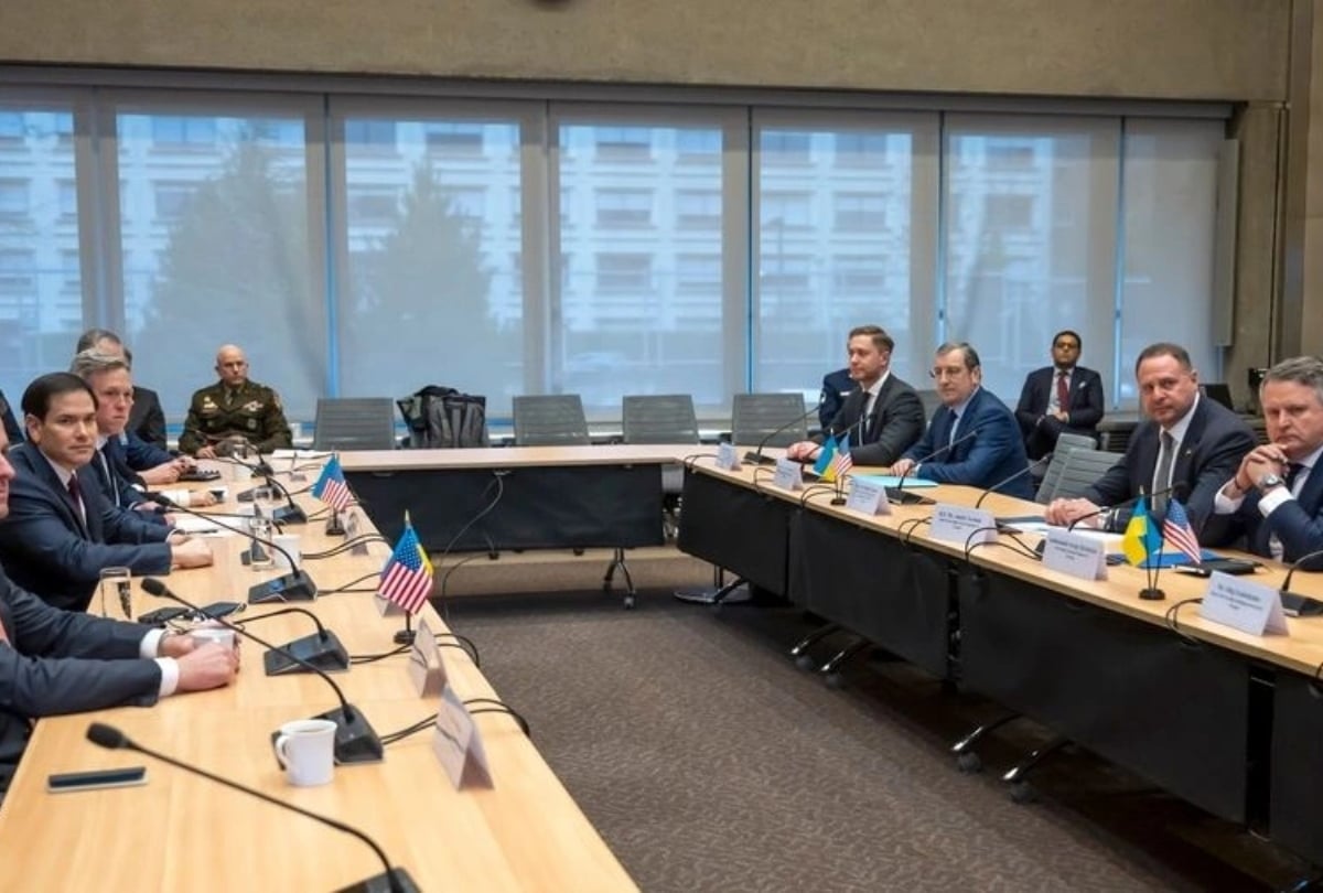 FT: Μυστικές συνομιλίες ΗΠΑ με τη Ρωσία και την Ουκρανία στο Αμπού Ντάμπι