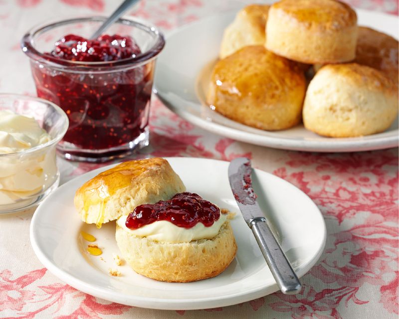 10 British Teatime Treats You Can Make In Under 30 Minutes
