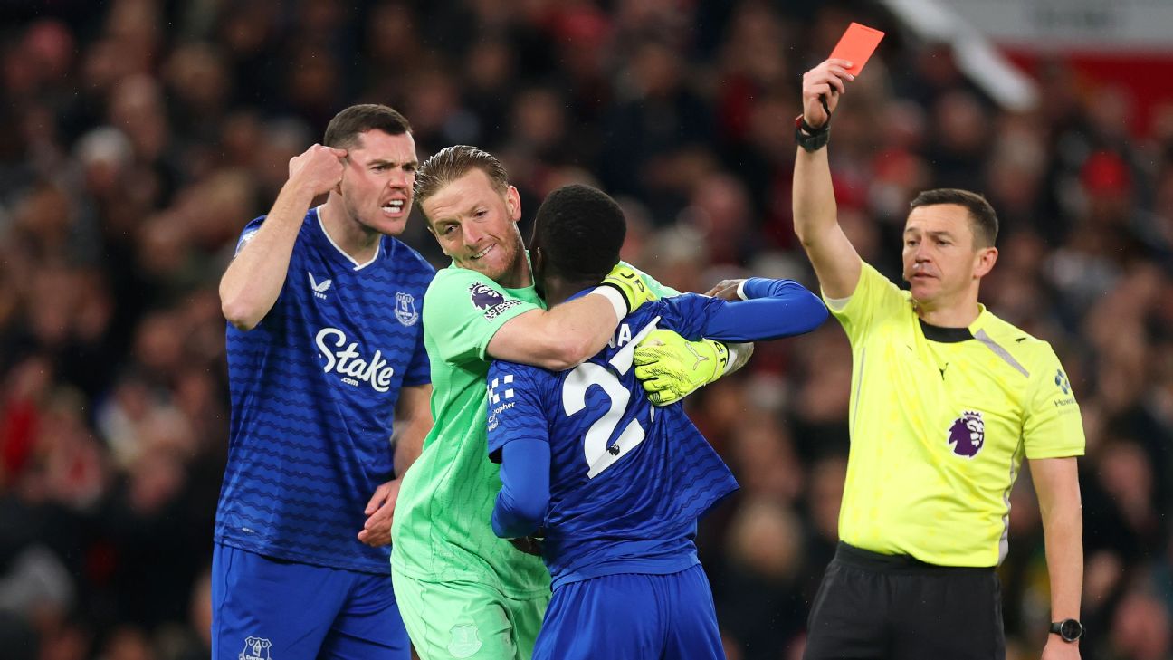 Everton's Moyes on Gueye-Keane clash: 'Like my players fighting'