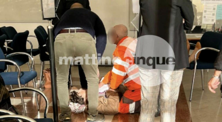 Travestito da donna per sembrare la madre morta e incassare la pensione ...