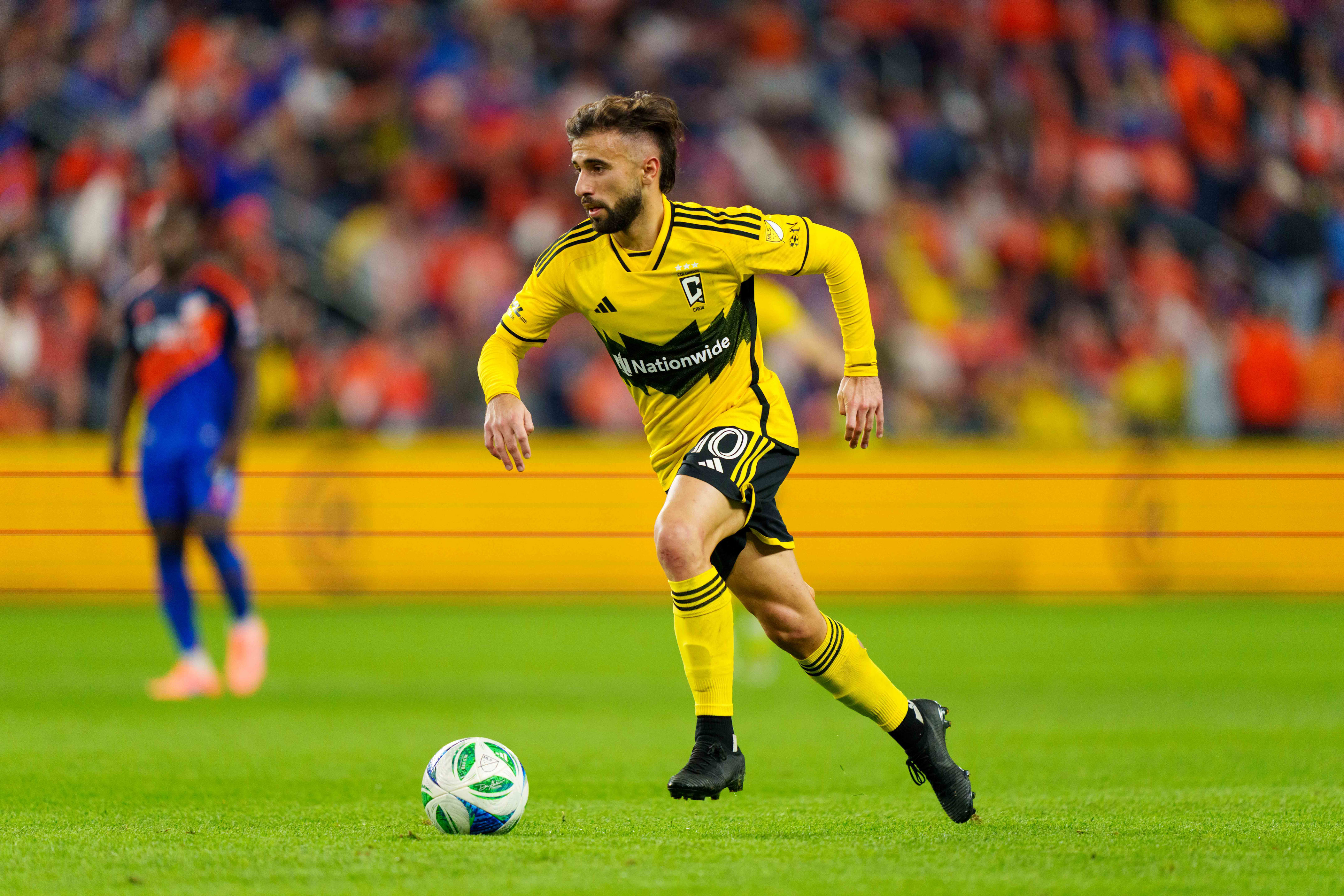 Forgotten Rangers man back in picture as Celtic line up double transfer ...