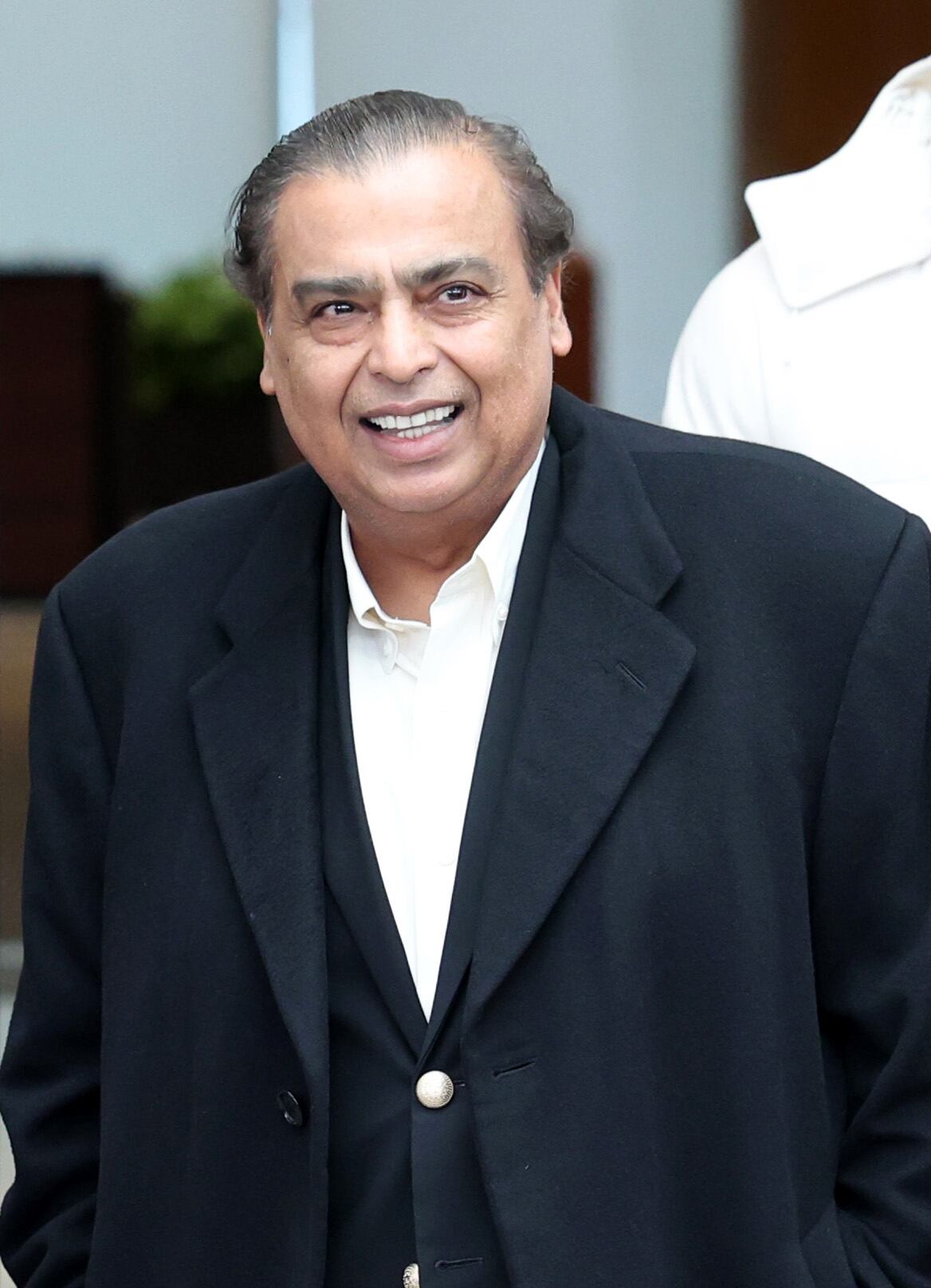 Samsung's Lee, Ambani Discuss Expanding Partnership