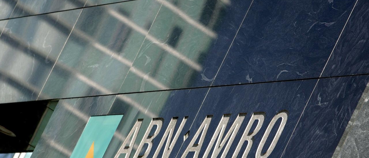 Abn Amro taglia 5.200 posti al 2028, la metà con il turnover