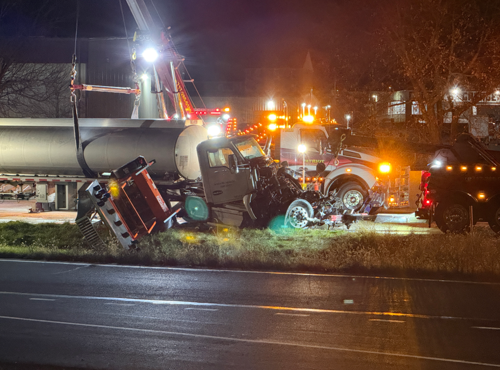 Crash involving tanker truck causes extensive closure on Route 283