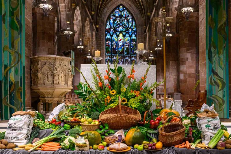 13 quirky British food traditions still seen today