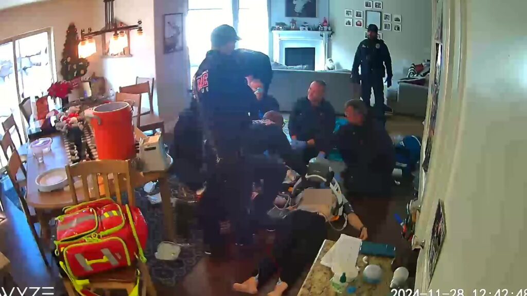 Daughter saves mom after learning CPR days before Thanksgiving cardiac ...