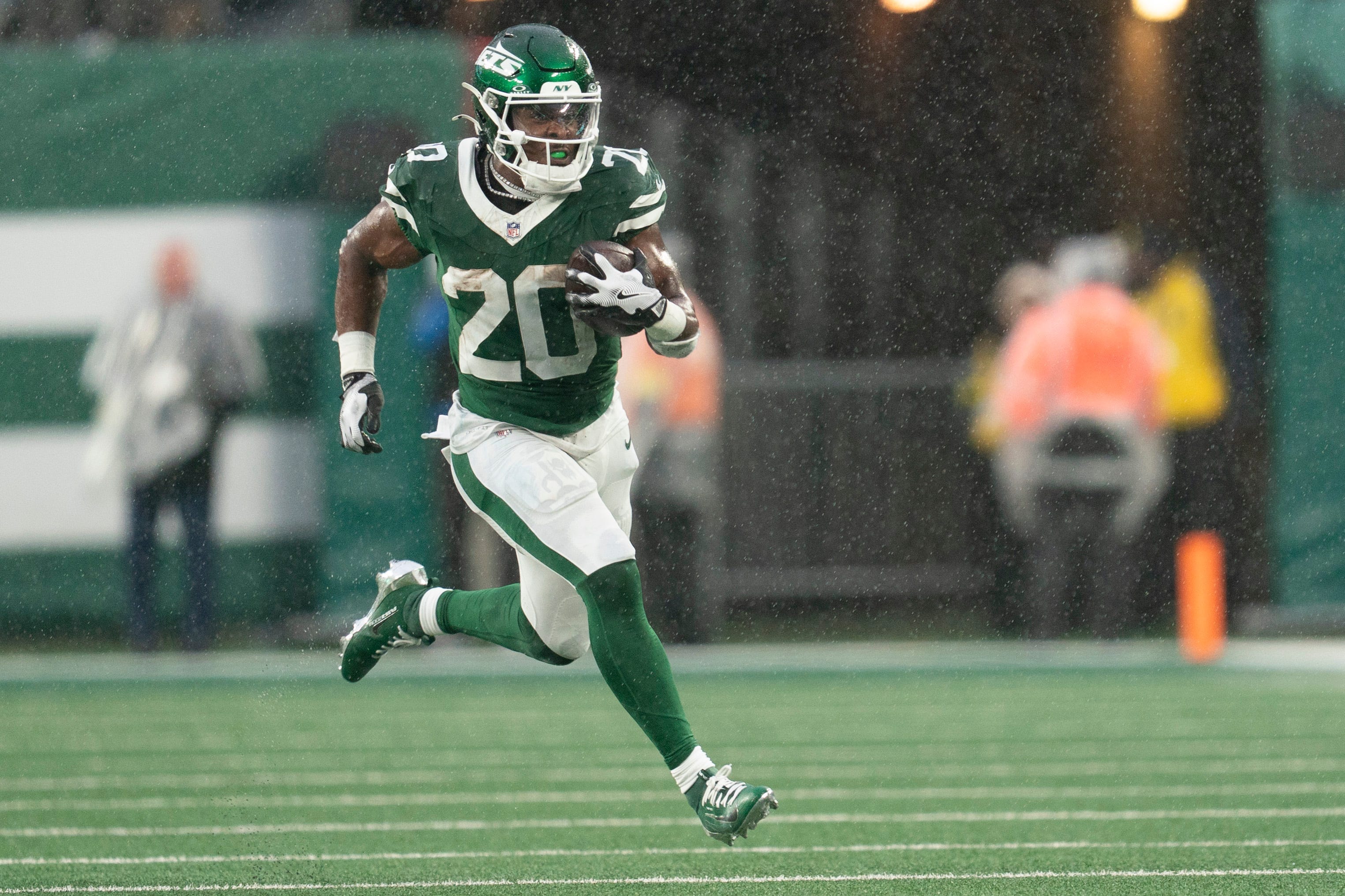 Jets vs Falcons weather forecast for Sunday's game. Will it rain?