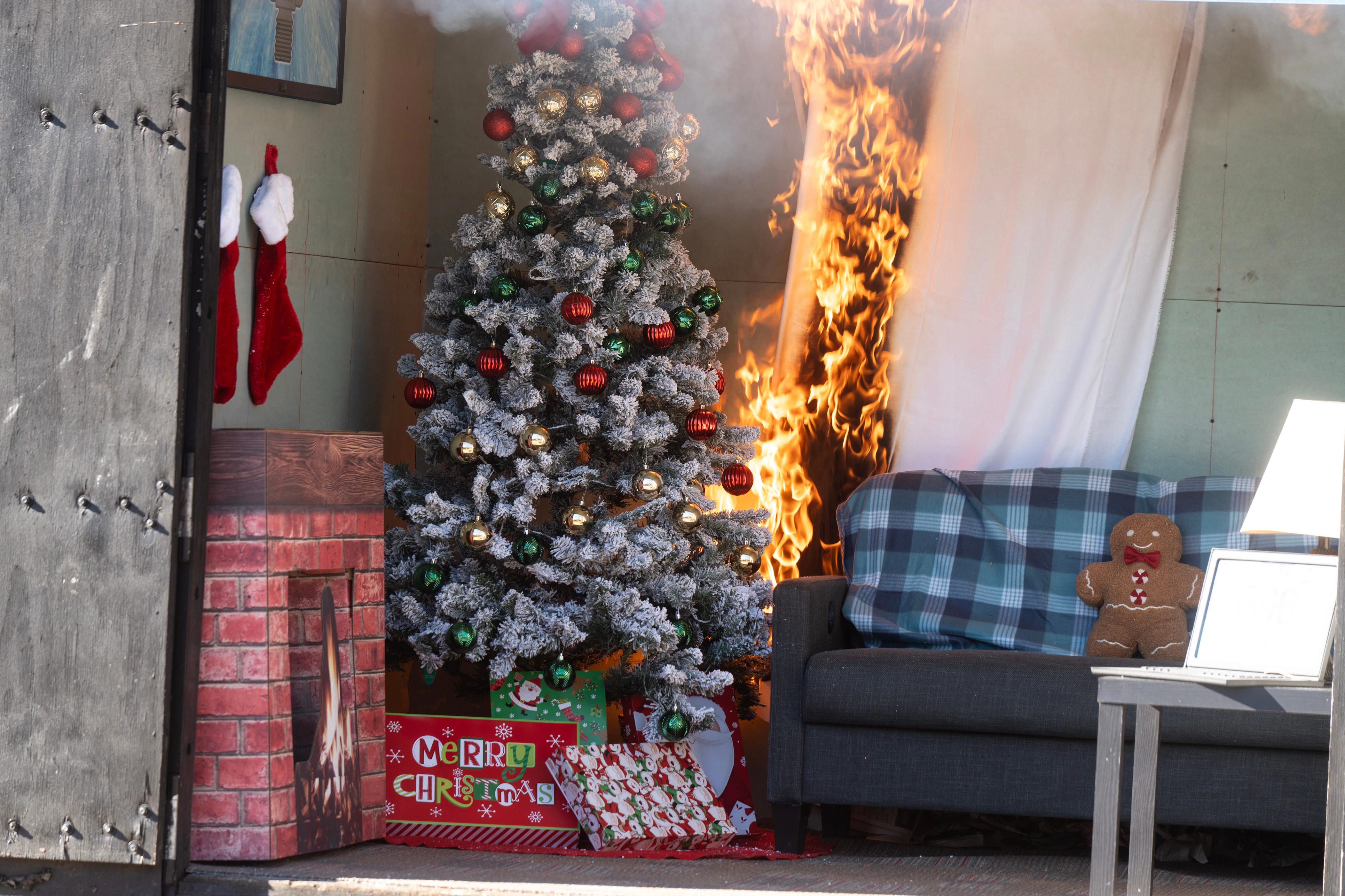 Fire safety tips for Christmas trees, lights during the holiday season