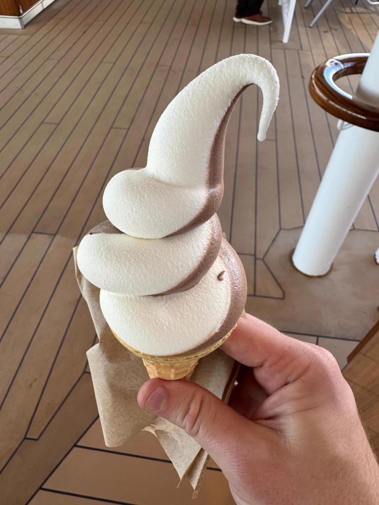 The 8 best things I ate and drank on Disney's new cruise ship, Destiny