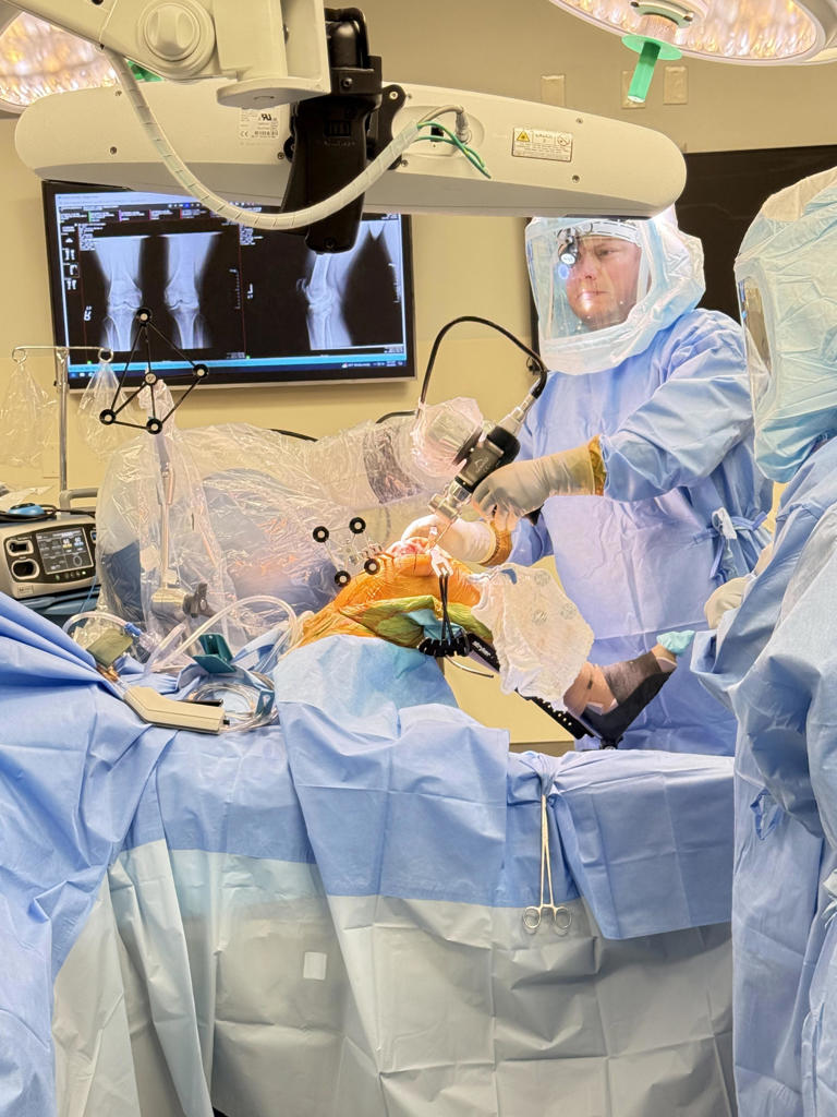 Two Central Jersey hospitals begin using robots for joint replacements