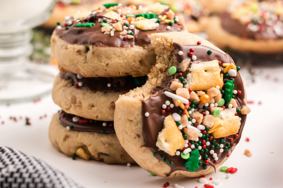 80 of Grandma's Favorite Christmas Treats for a Tasty, Joyous Holiday