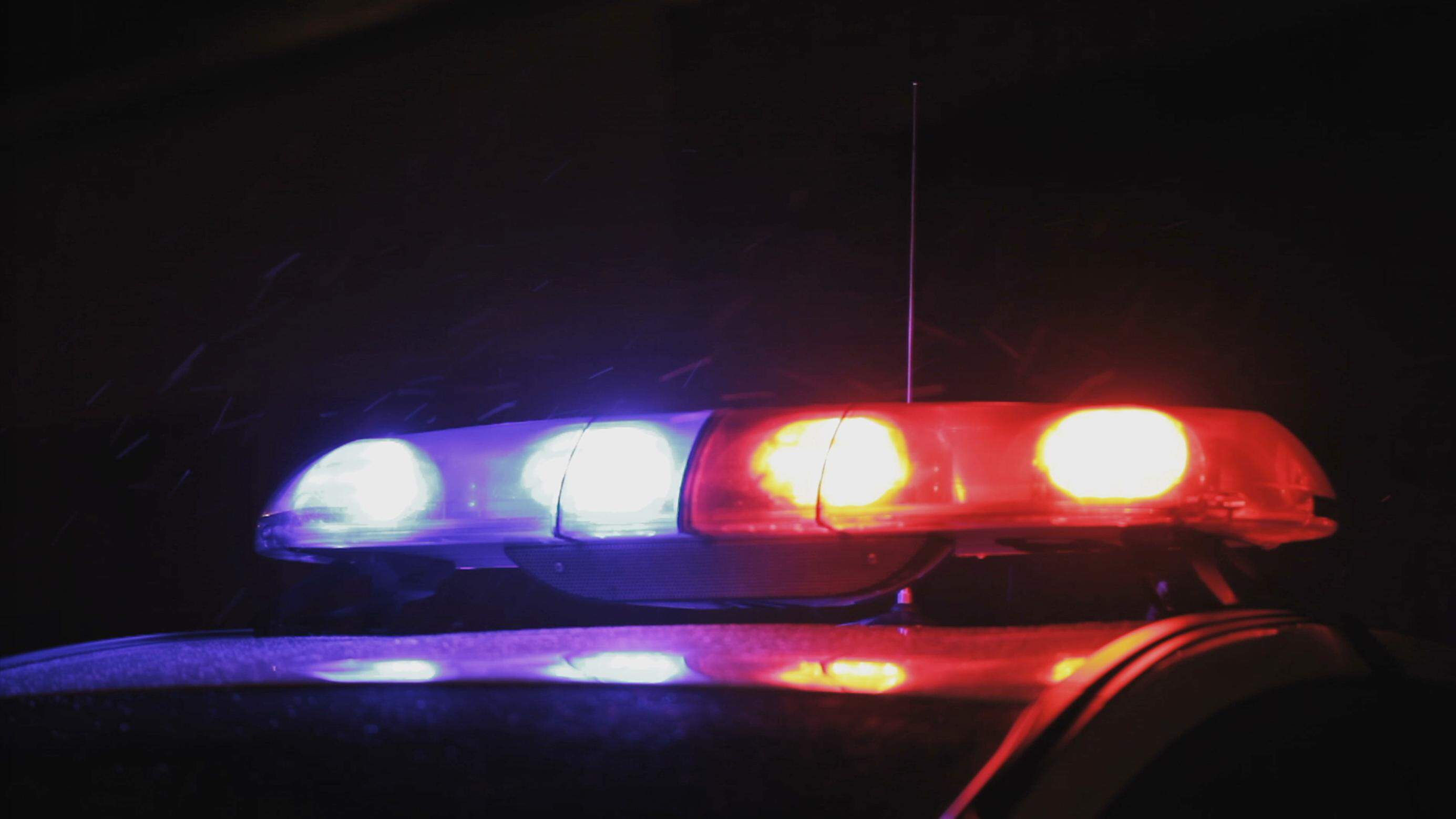 Man dies at hospital after shooting near shopping center in Kansas City ...