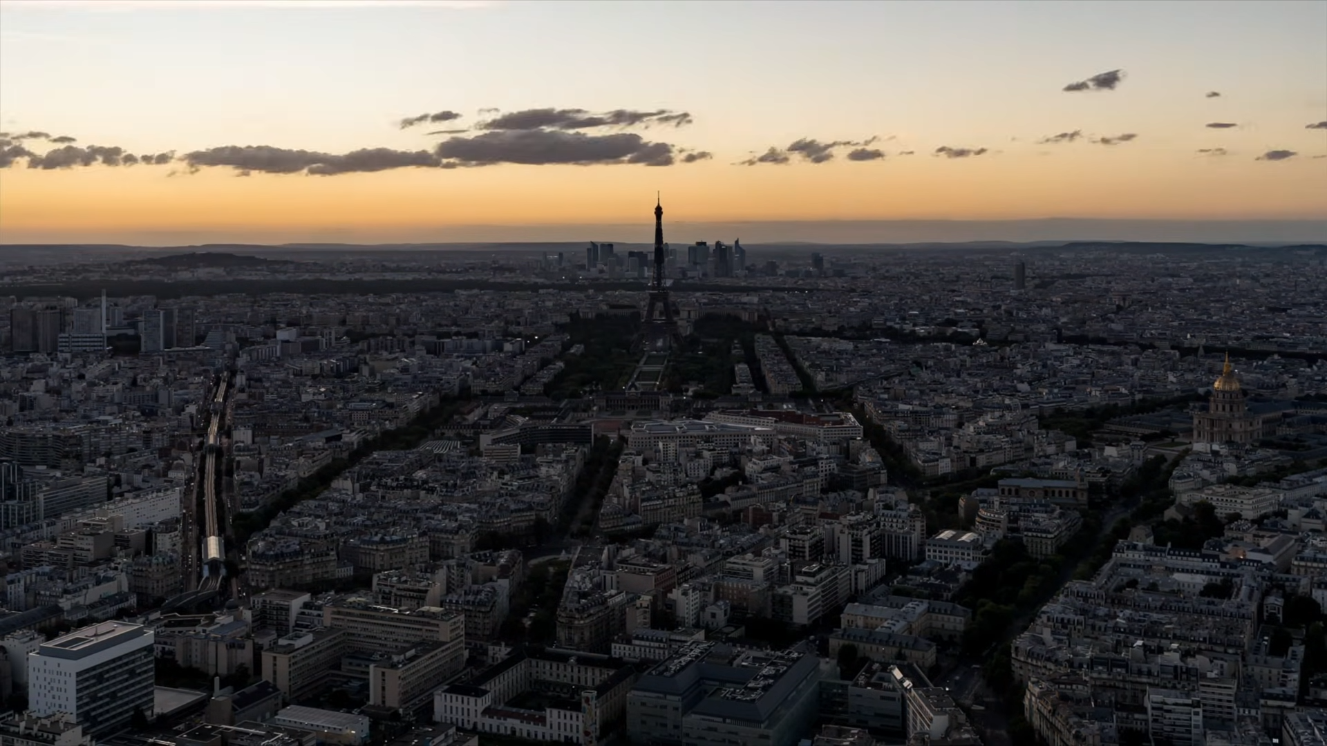 These are the most overrated things to do in Paris that tourists keep ...