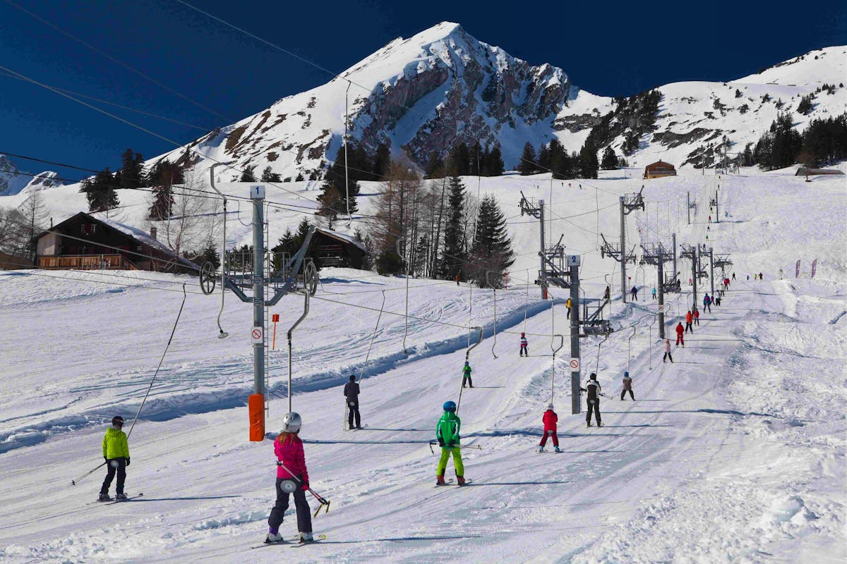Villars et Leysin ouvrent leurs pistes une semaine en avance