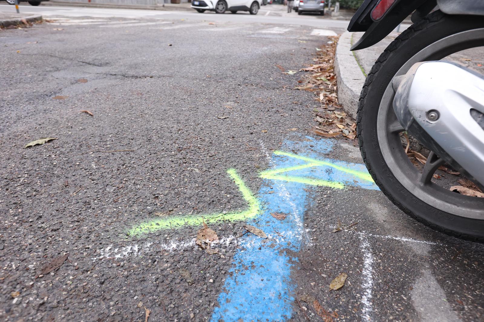 Napoli, sperona motociclista della Polizia locale durante inseguimento ...