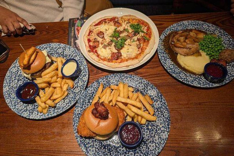 I tried 6 dishes from Wetherspoons' Christmas menu and one was simply ...