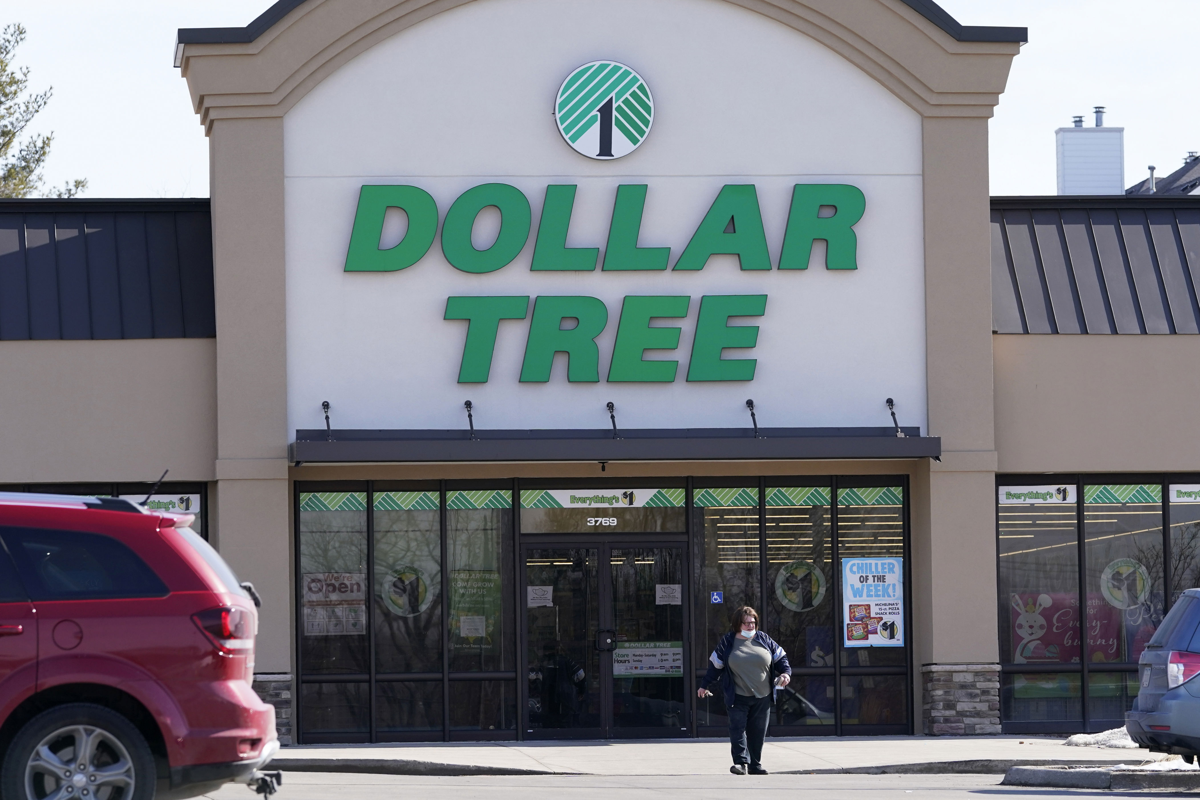 Dollar Tree opens more stores in affluent ZIP codes as prices rise