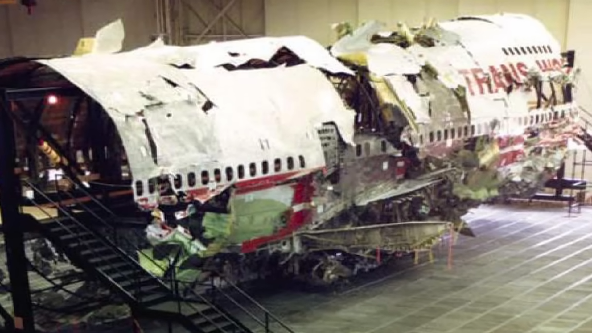This Is the Fuel-Tank Failure That Blew Apart a 747