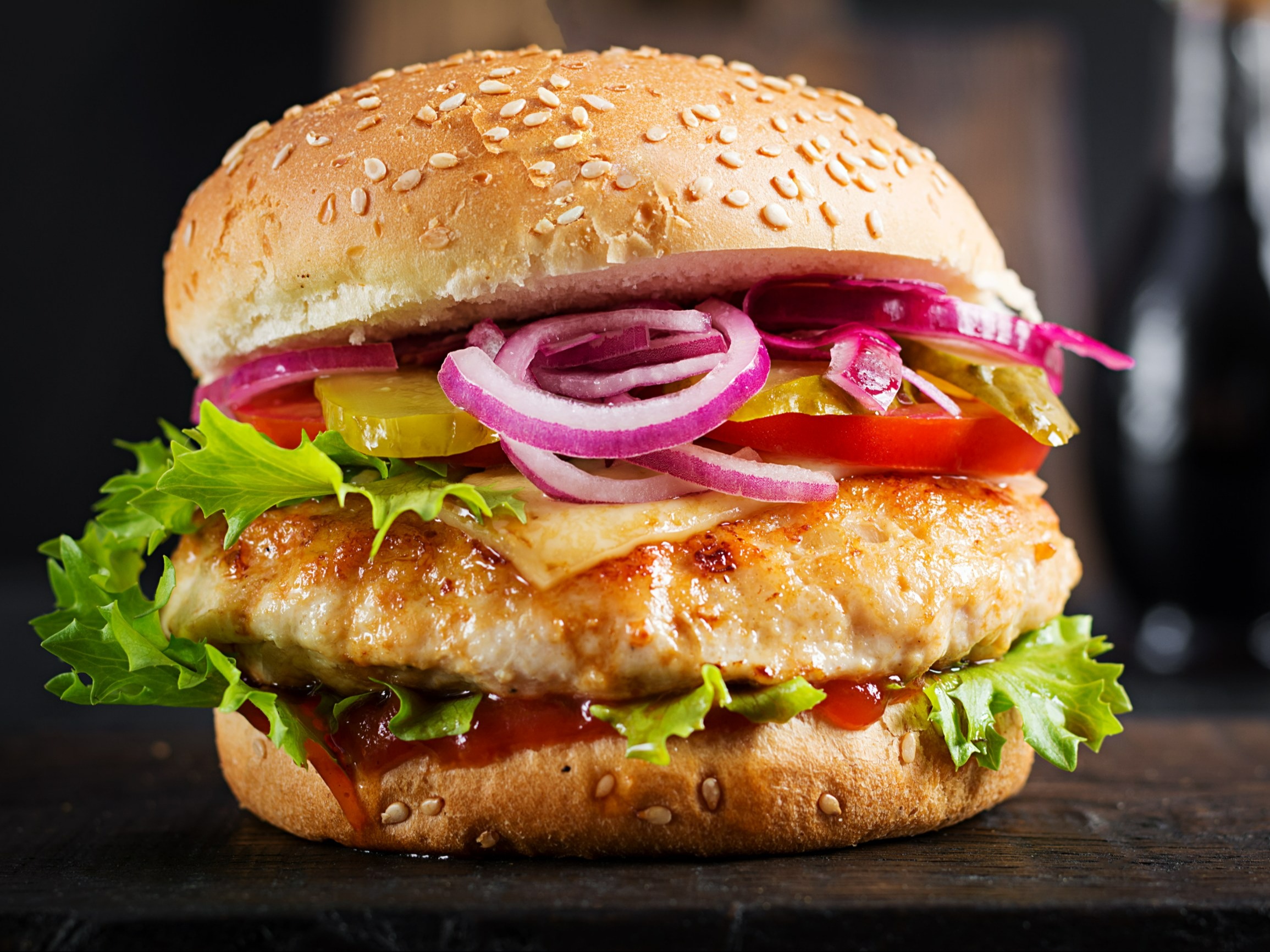 Gdy zobaczyłam, ile kalorii ma Drwal, zrobiłam własnego. Mój burger ma ...