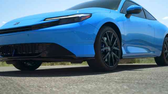 The Honda Prelude is back as a hybrid grand tourer