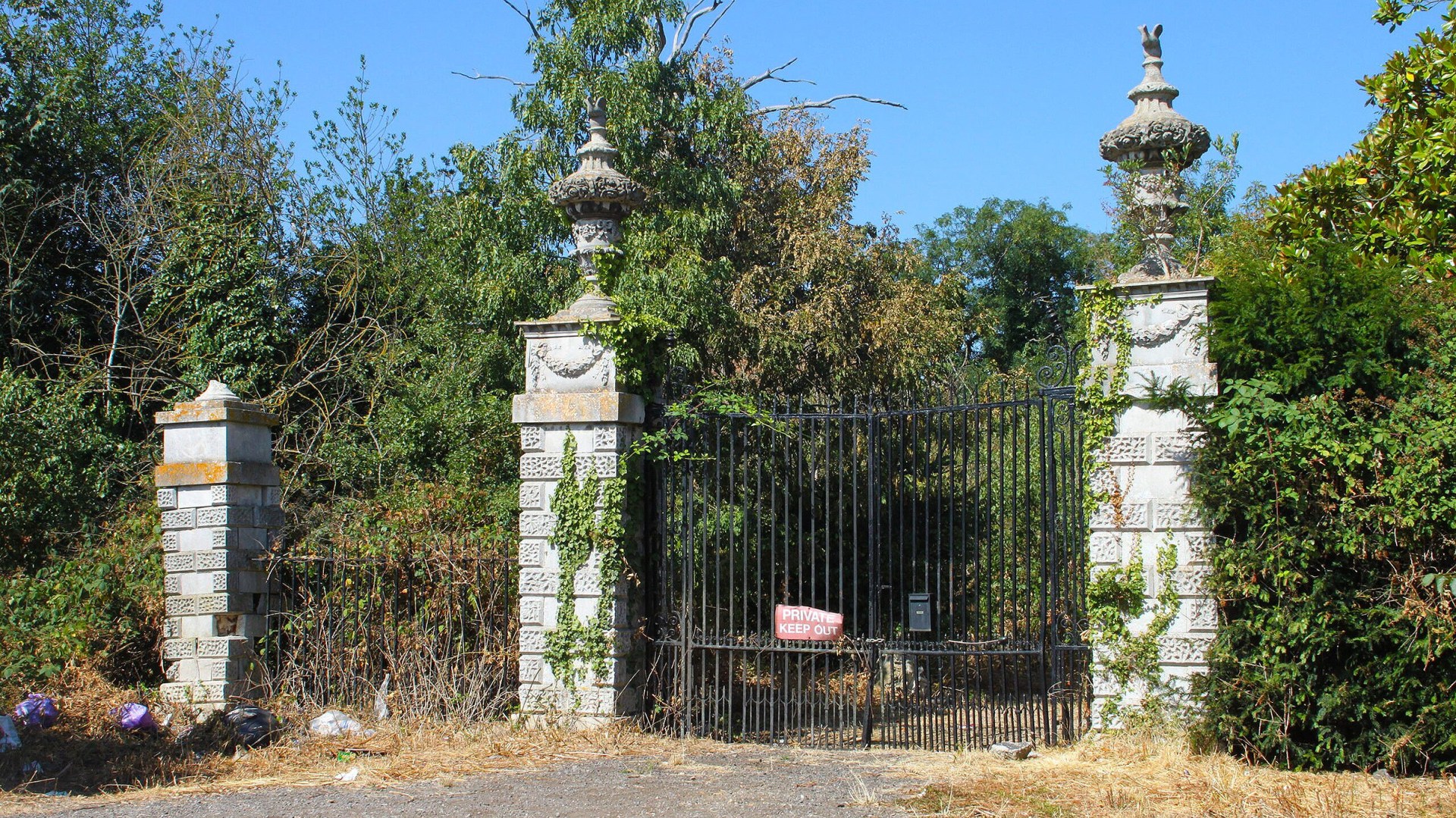 The forgotten manor near Heathrow once home to a king