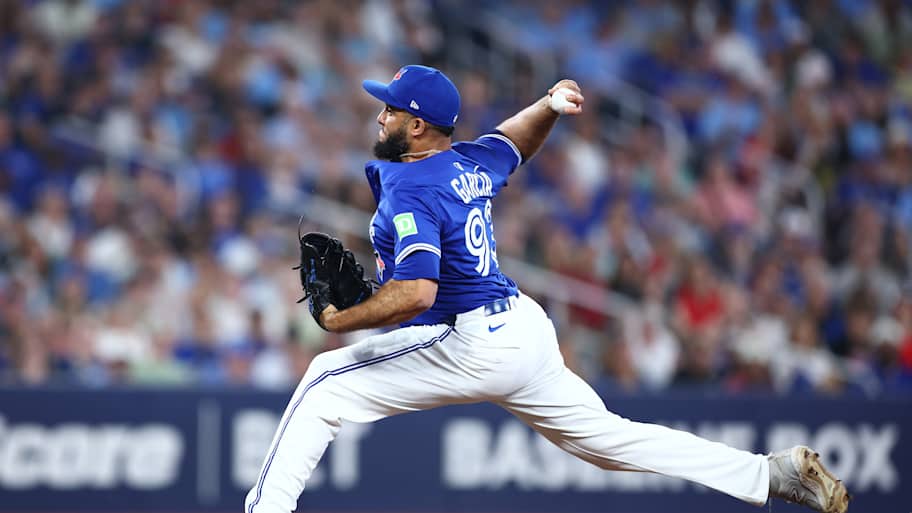 This Blue Jays reliever should be worried as front office pursues ...