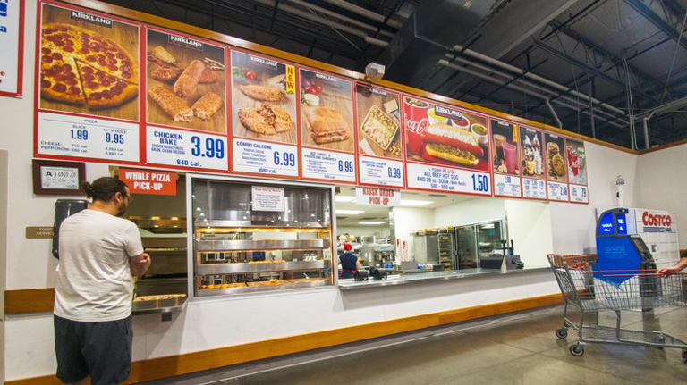 7 Rules Of The Costco Food Court