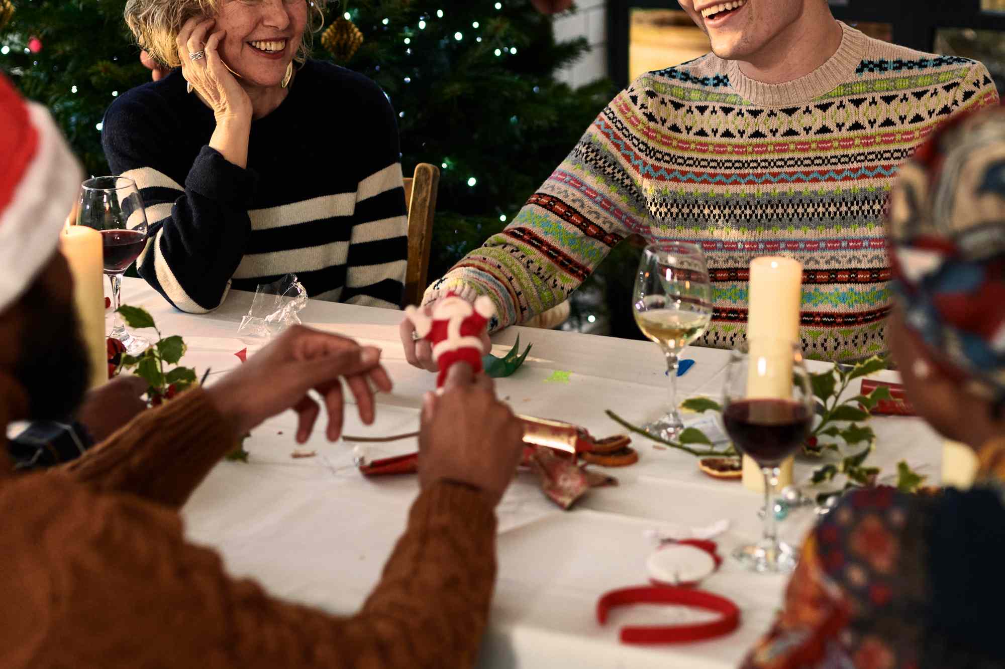 Dad hurt after newlywed son chooses to spend Christmas Day with in-laws ...