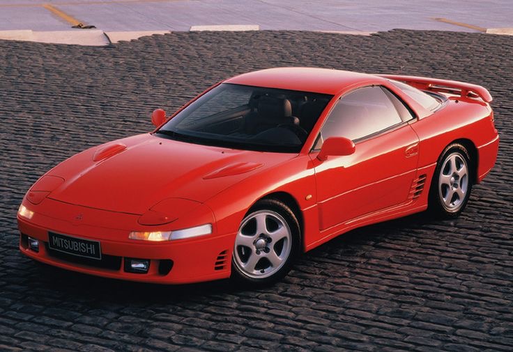The 1990s Experience, Shown Through Cars and Culture