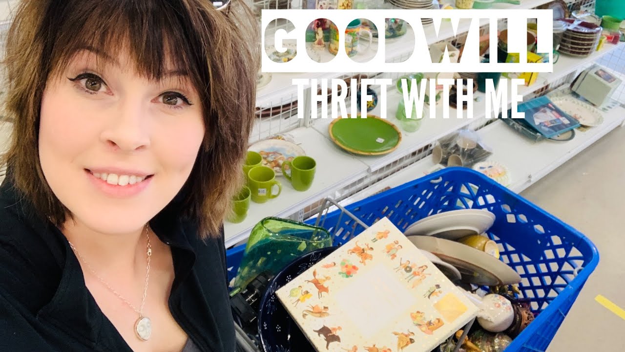 Can't believe this is happening! | Goodwill thrift with me | Reselling