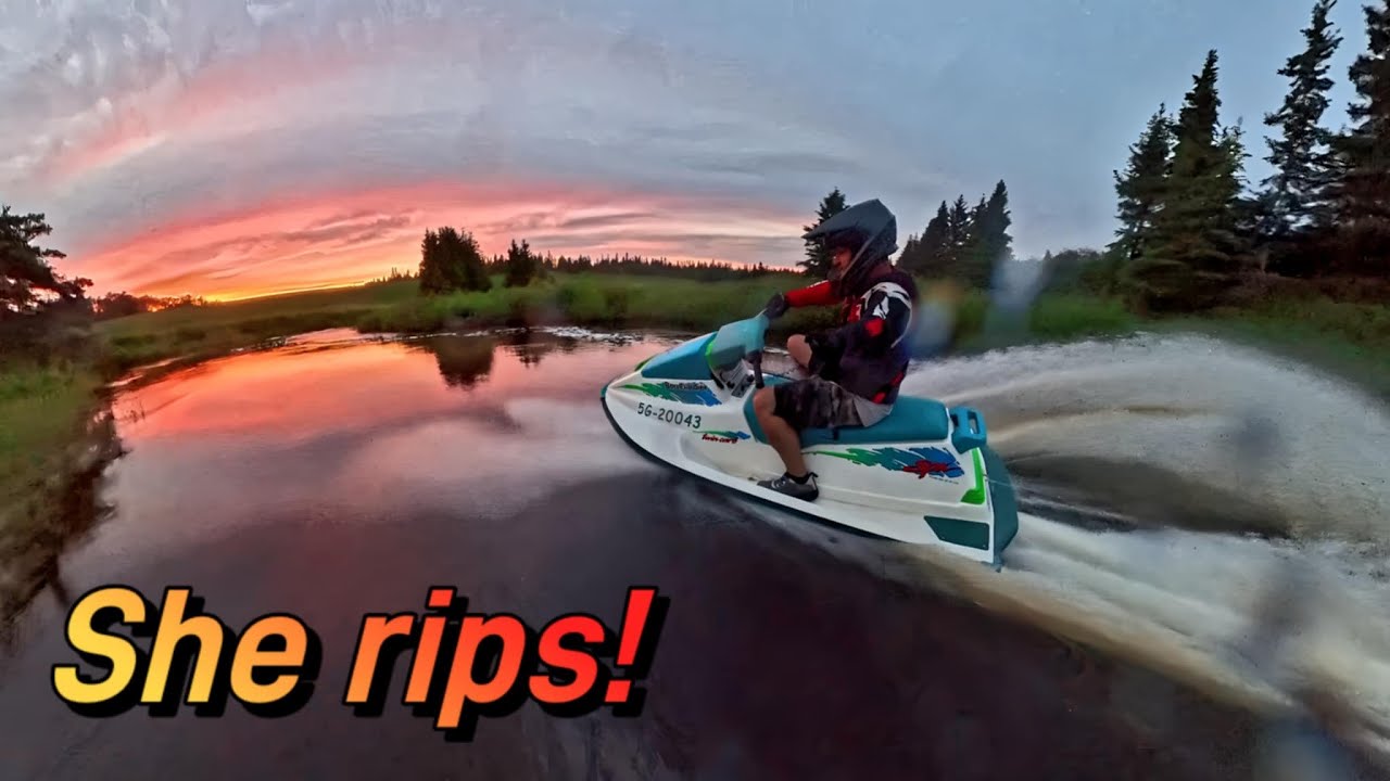 We Bring Our 30-Year-Old Sea-Doo Back to Life on the Insta360 X4