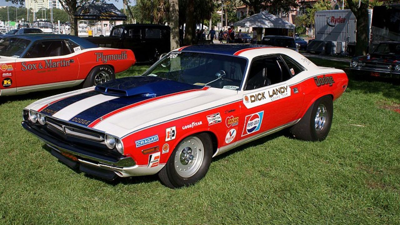 10 muscle cars that sounded faster than anything else on the street