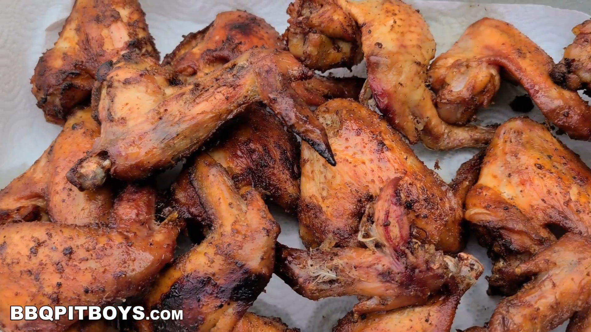 These smoked chicken wings come with serious heat