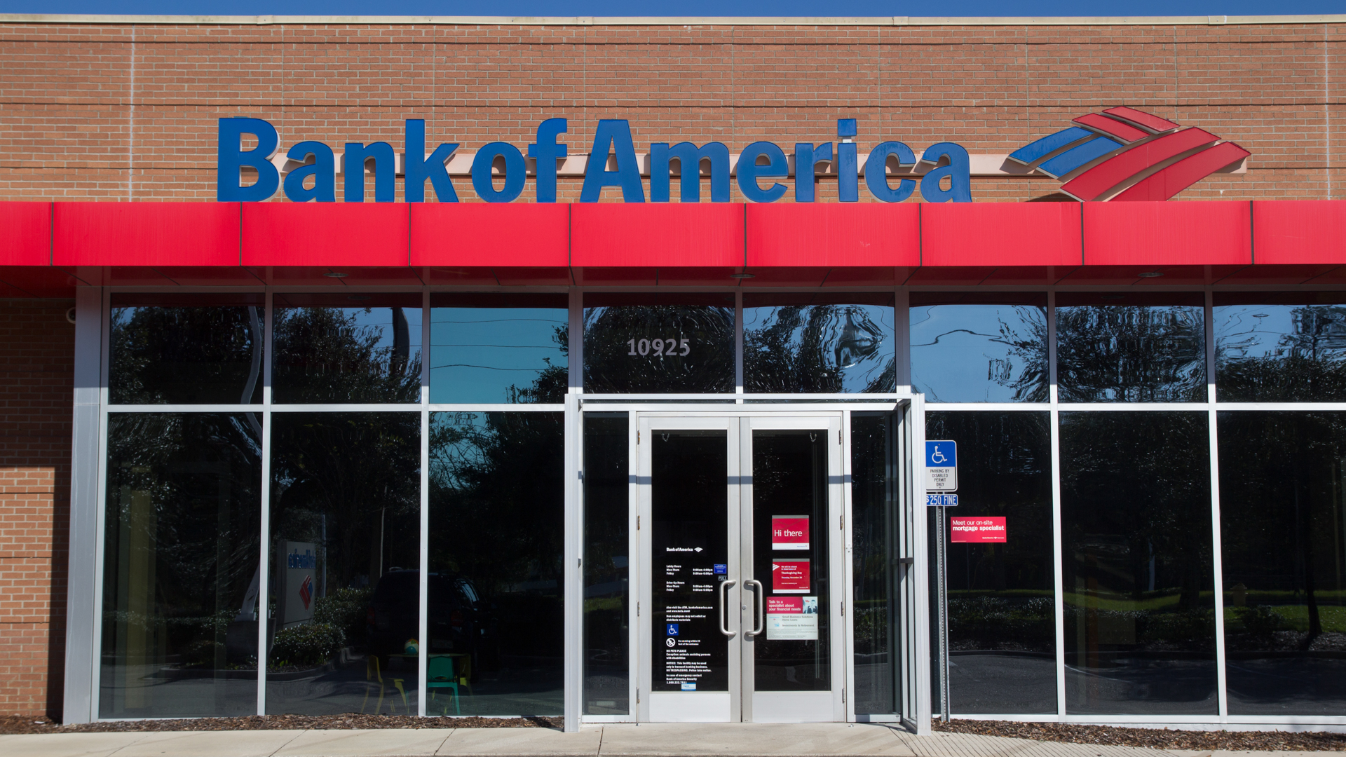 Bank of America hours: Full schedule and holiday closures