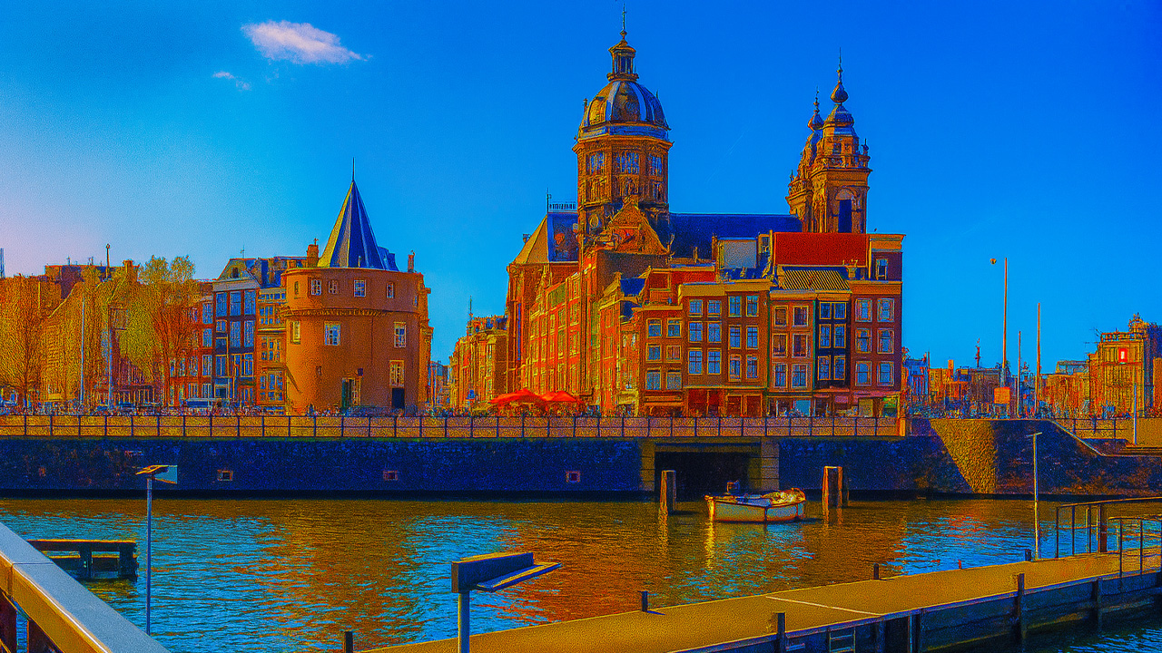What Is Amsterdam Like from Centraal Station?