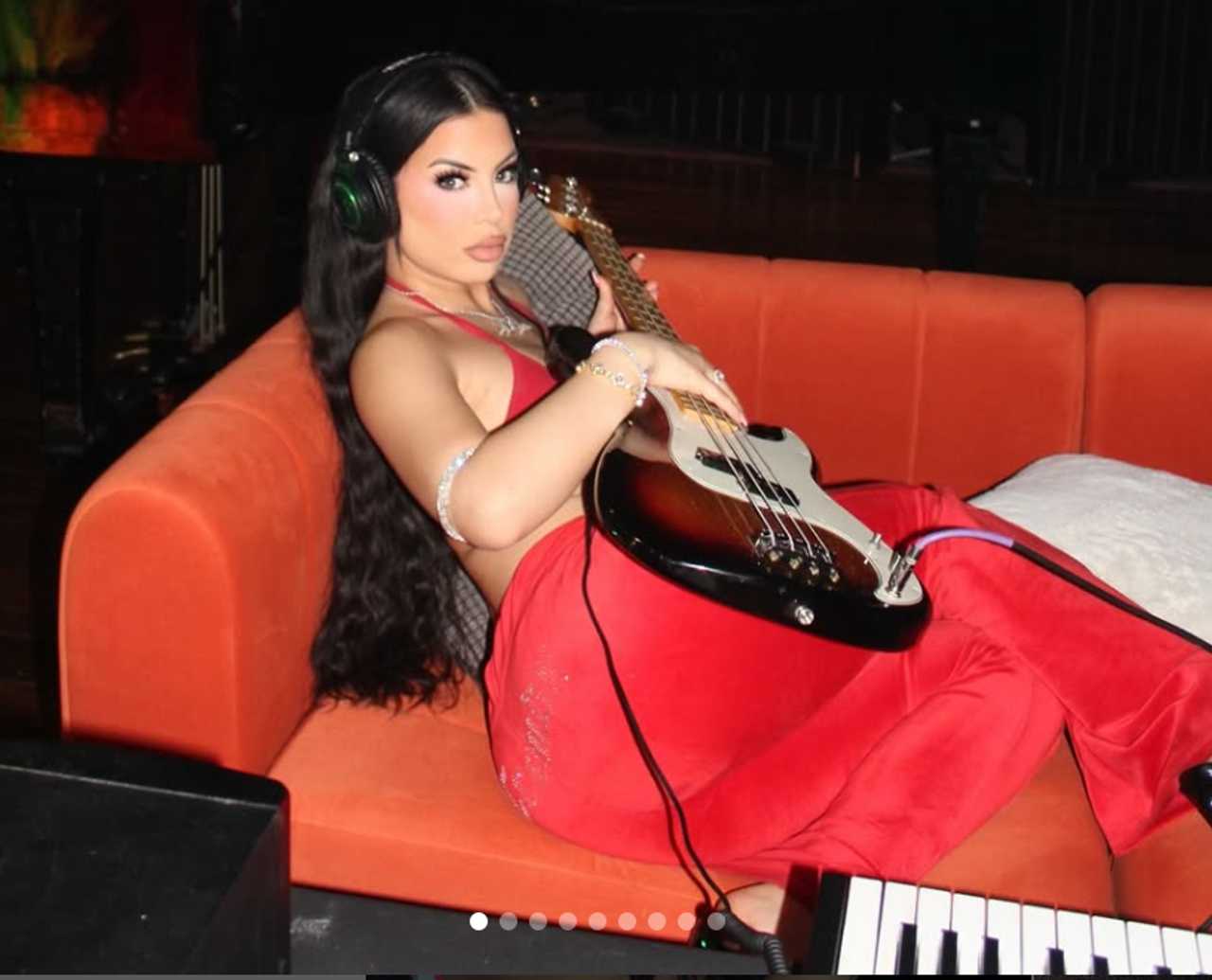 Pair Of Suspects Flee After 22-Year-Old Singer Killed In Ambush-Style ...