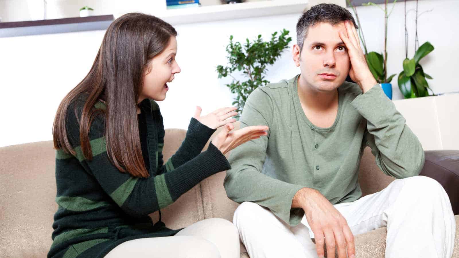 12 signs you are in a toxic relationship