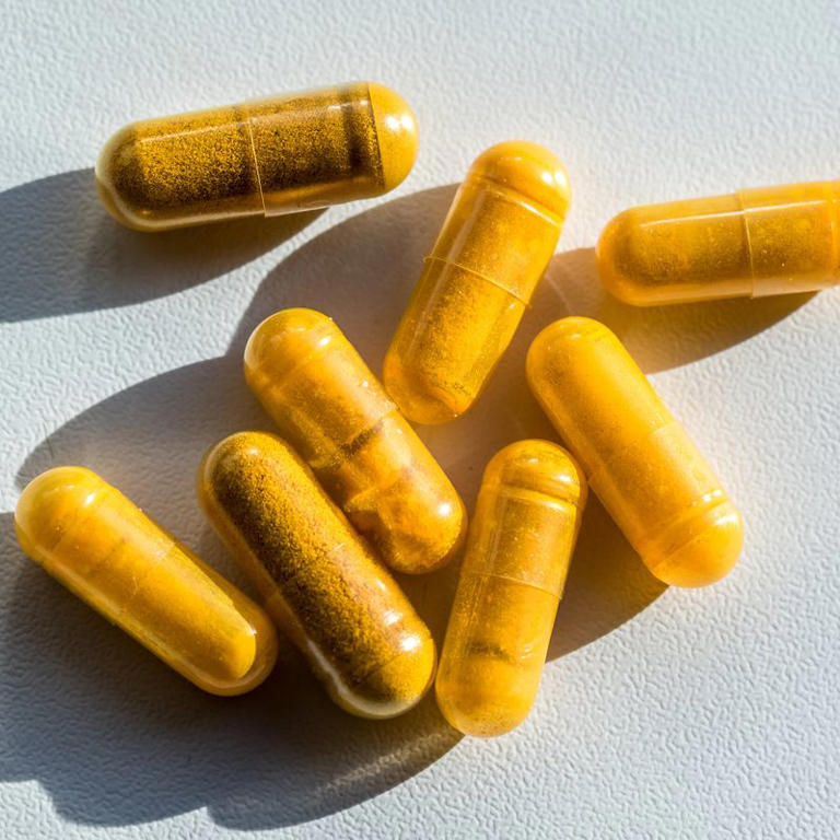 15 Key Differences Between Turmeric And Curcumin Explained