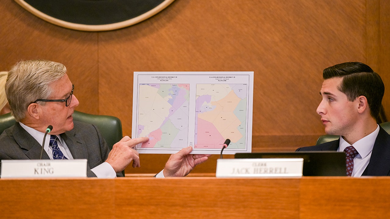 DOJ backs Texas in Supreme Court fight over Republican-drawn map