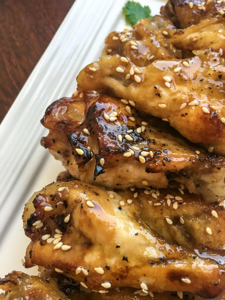 Easy Delicious Sesame Garlic Wings in an Instant Pot